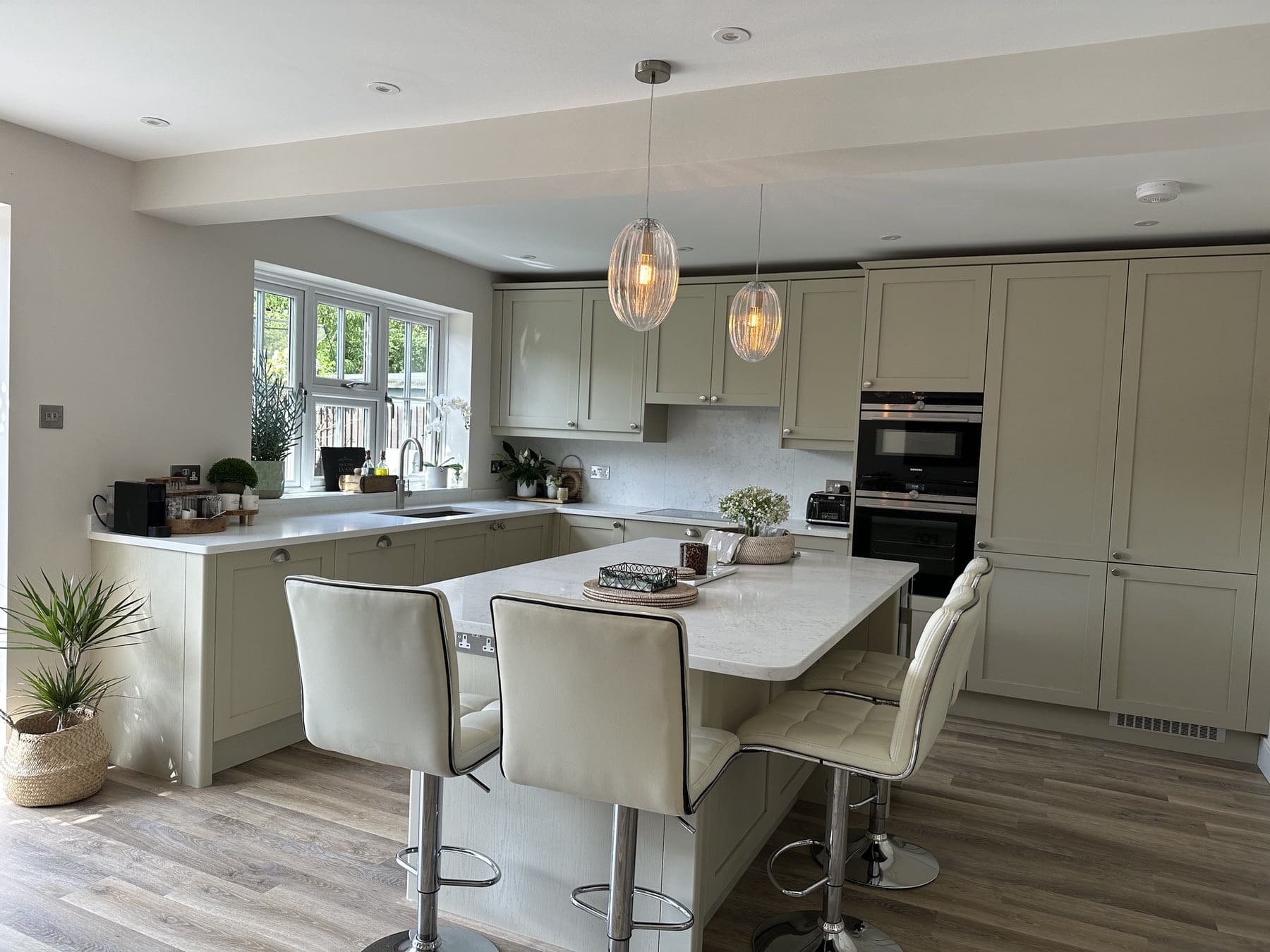Martin & Tina | Utopia Kitchens | Crowthorne
