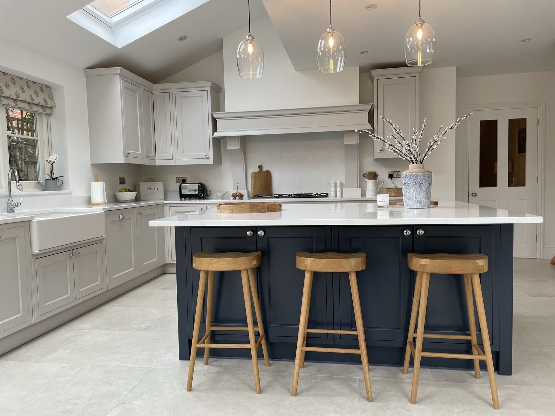 In Frame Shaker Kitchens In Crowthorne | Utopia Kitchens